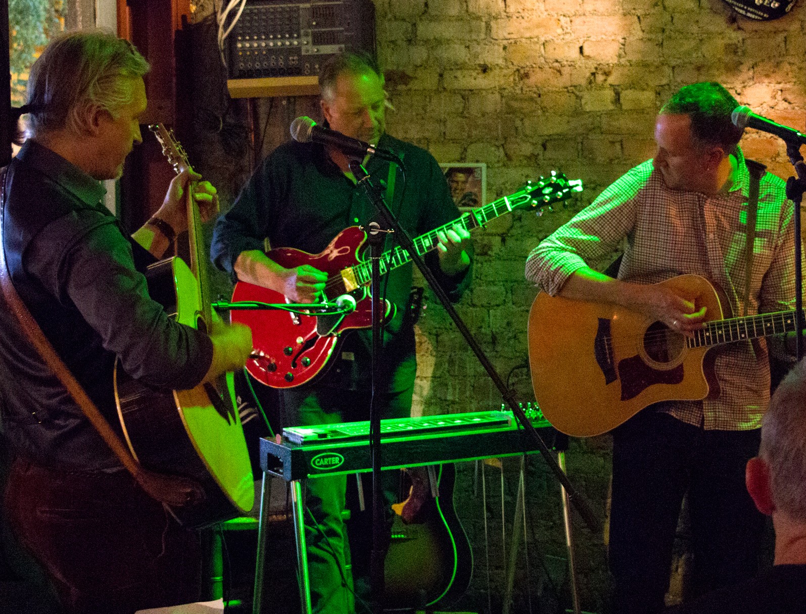 Somebody Else´s Troubles | Folk Band | Gig Listings